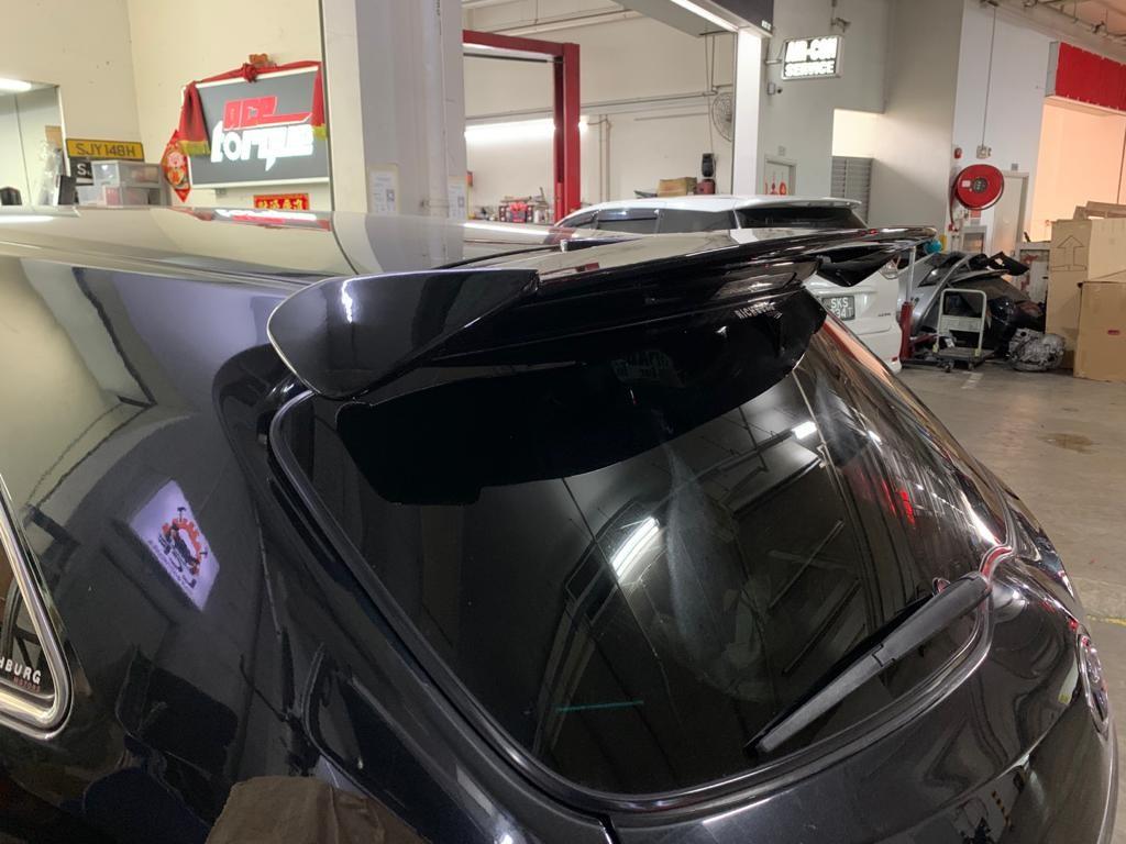 Hatchback/SUV/Wagon/Van Spoiler (Carbon Fiber) – Xtensive Appeal